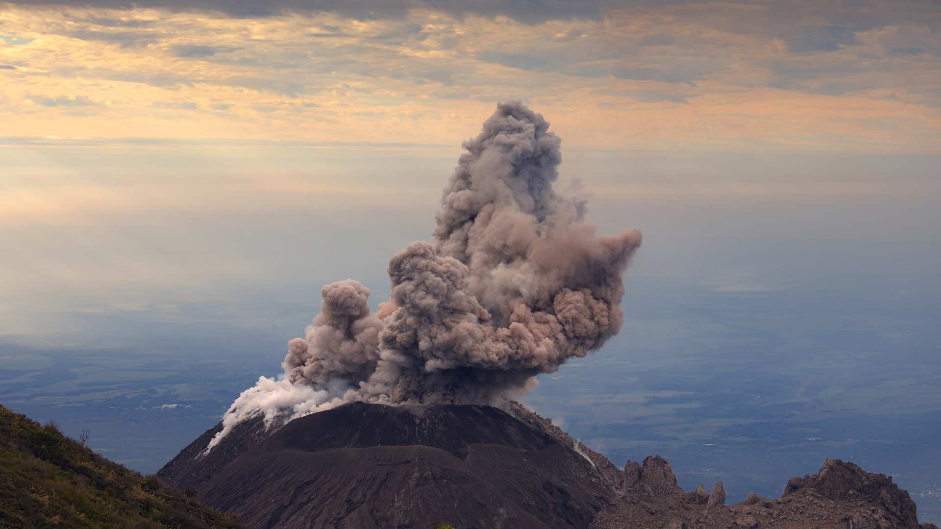 Mount Lewotobi Laki Laki volcano eruption disrupts travel - Cairo Guardian